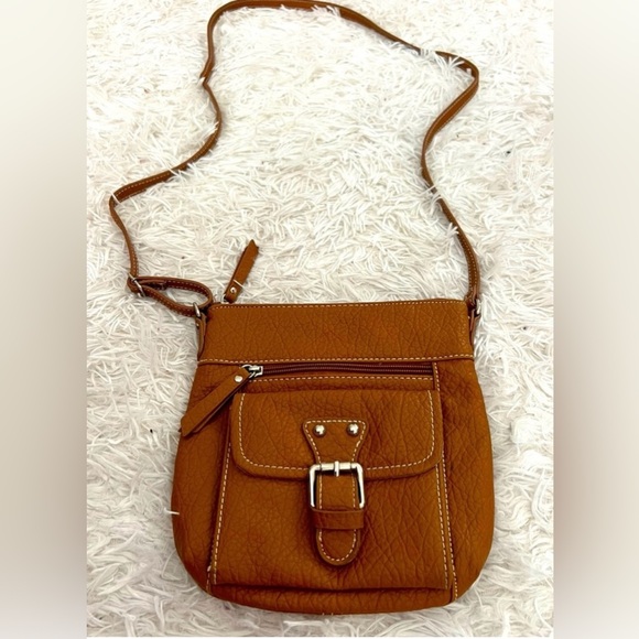 Kelly & Katie | Bags | Kelly And Katie Crossbody Purse In Like New ...